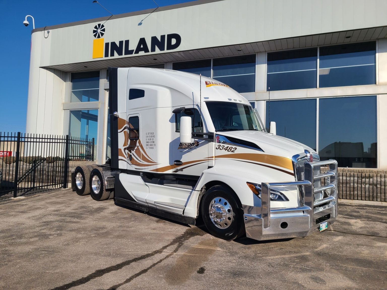 Gallery - HERD Grille Guards, Cab Racks & Truck Accessories