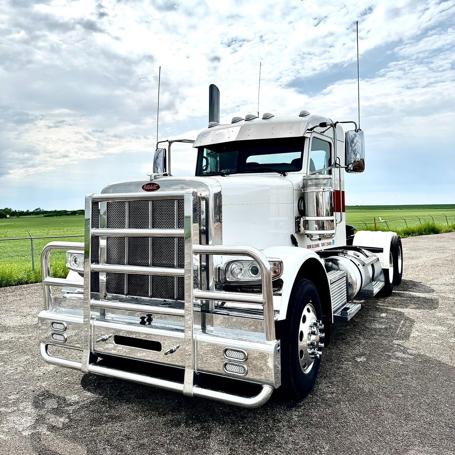 How to Choose Semi Truck Bumper | Front-End Protection